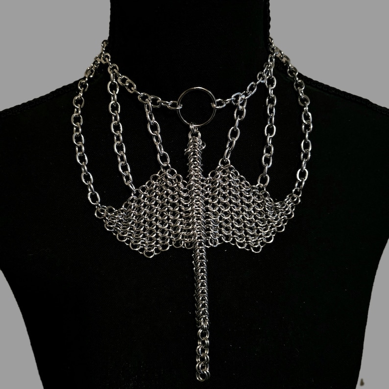 Dragon's Embrace Chainmail Necklace - Etsy