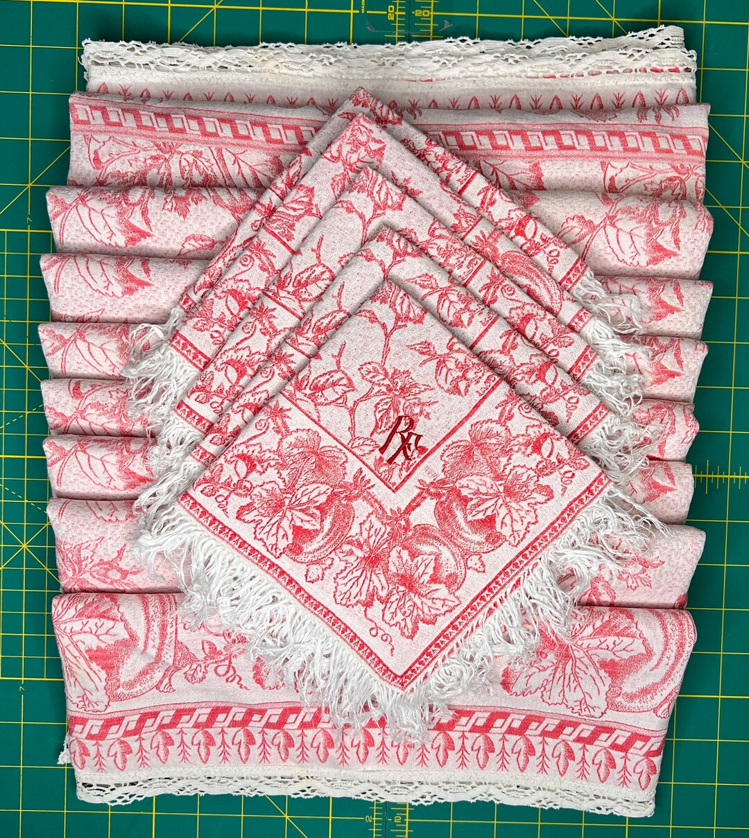 Antique Table Cloth With Matching Napkins (red & White) - Etsy