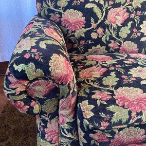 Gorgeous Cottage Core Sofa in Vintage Floral Pattern - Etsy