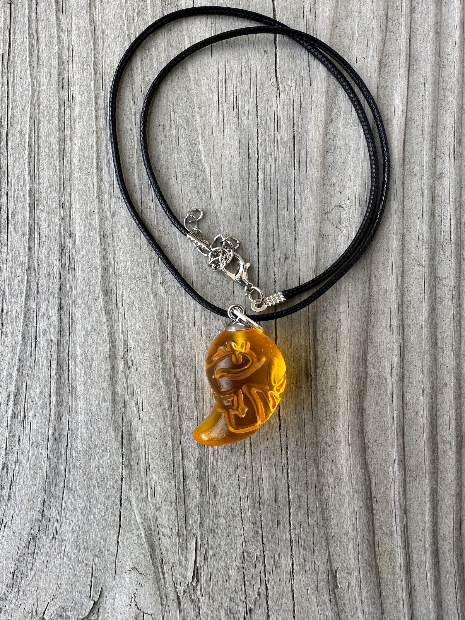 The Legend of Zelda TOTK - Secret Time Stone Necklace - Etsy