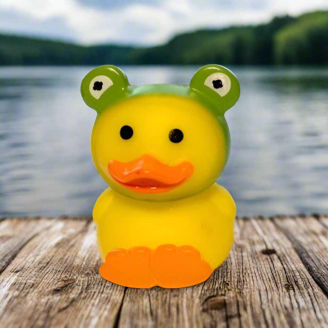 Baby Frog Rubber Duck Cruise Ducks Kids Bath Toys Stress Relief ...