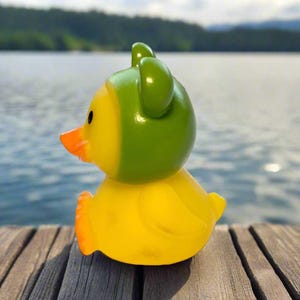 Baby Frog Rubber Duck Cruise Ducks Kids Bath Toys Stress Relief ...