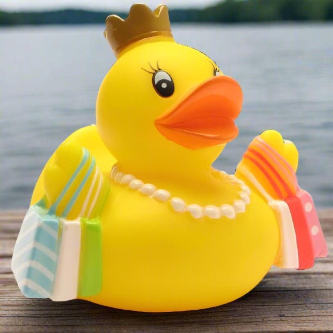 Shopaholic Queen Rubber Duck Cruise Ducks Kids Bath Toy Stress Relief ...