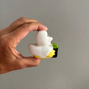 Halloween Ghost Casper Rubber Duck Cruise Ducks Kids Bath Toy Stress ...