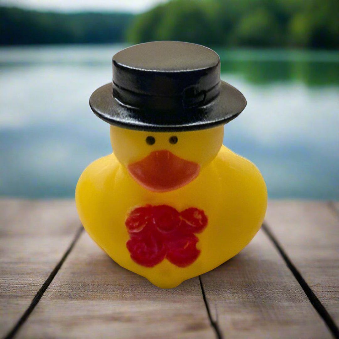 Charming Valentine Rubber Duck Cruise Duck Kids Bath Toys Stress Relief ...