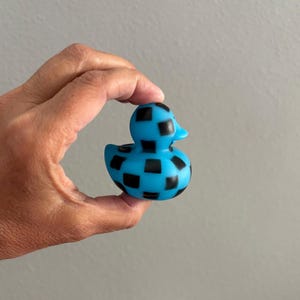 Lapped Flag Checker Rubber Duck Cruise Ducks Kids Bath Toy Stress ...