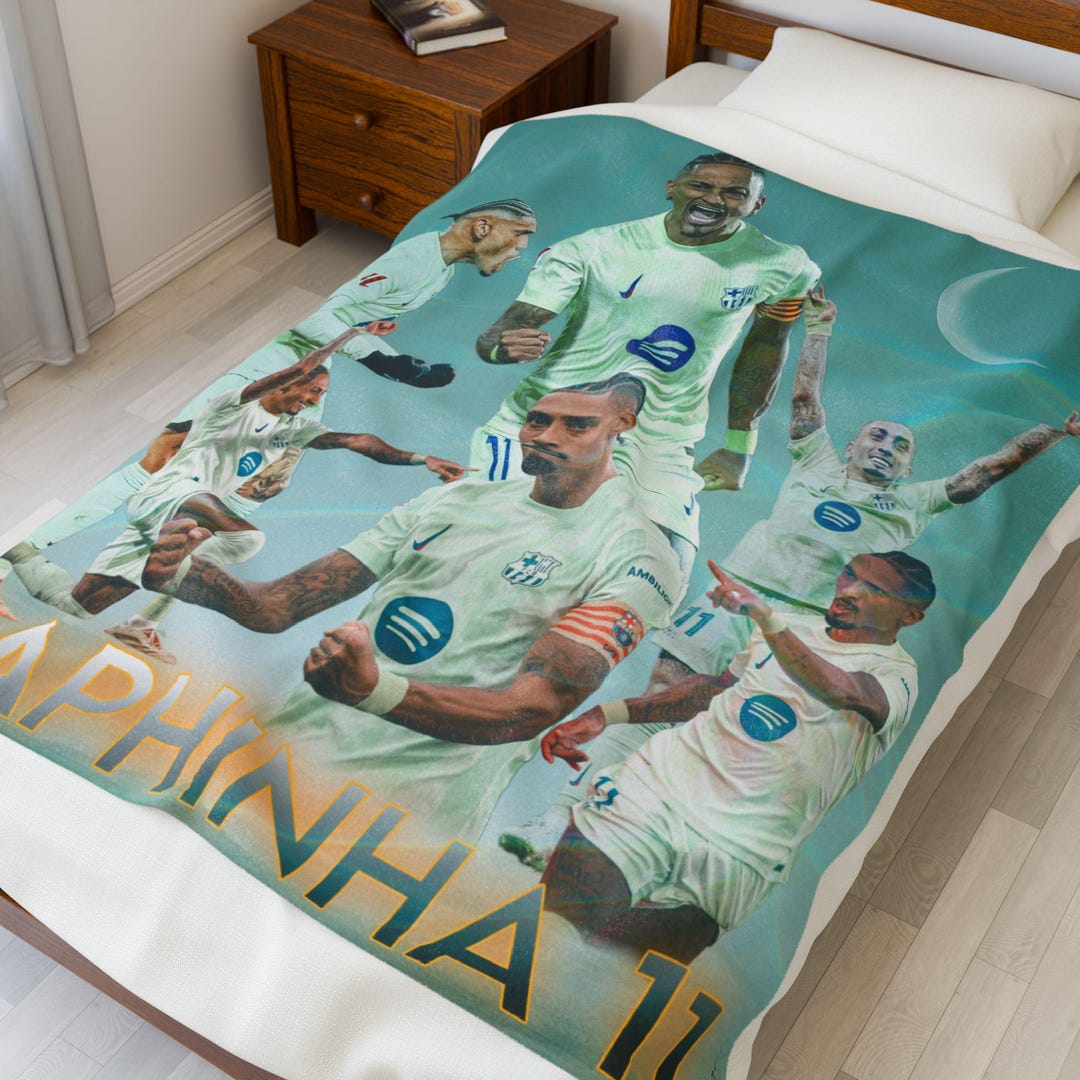 Raphinha Soccer Player Velveteen Plush Blanket, FC Barcelona, Barça ...