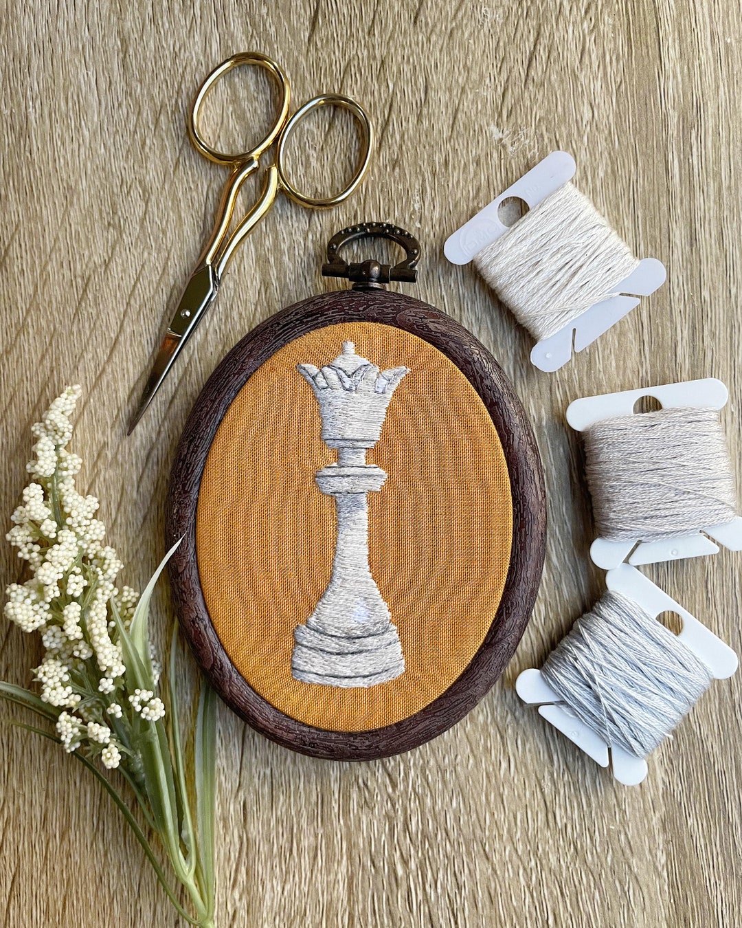 Queen's Gambit • Chess Piece Mini Embroidery • Handmade Detailed Thread ...