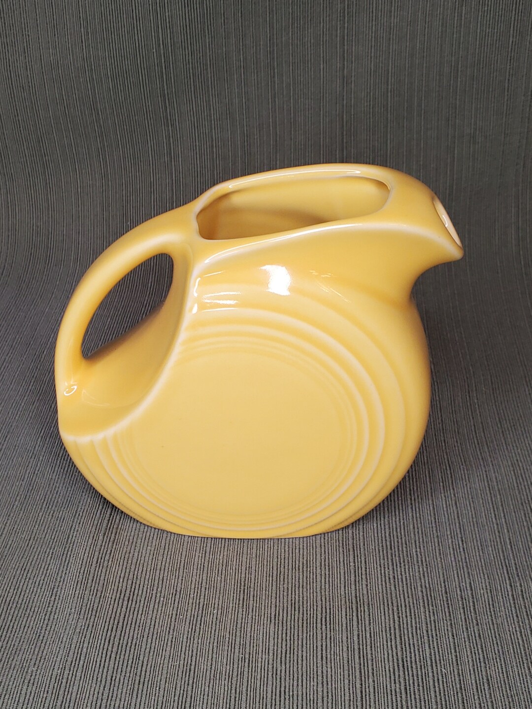 Vintage Homer Laughlin FIESTA Disc Juice Pitcher MARIGOLD 6” X 6 1/2 ...