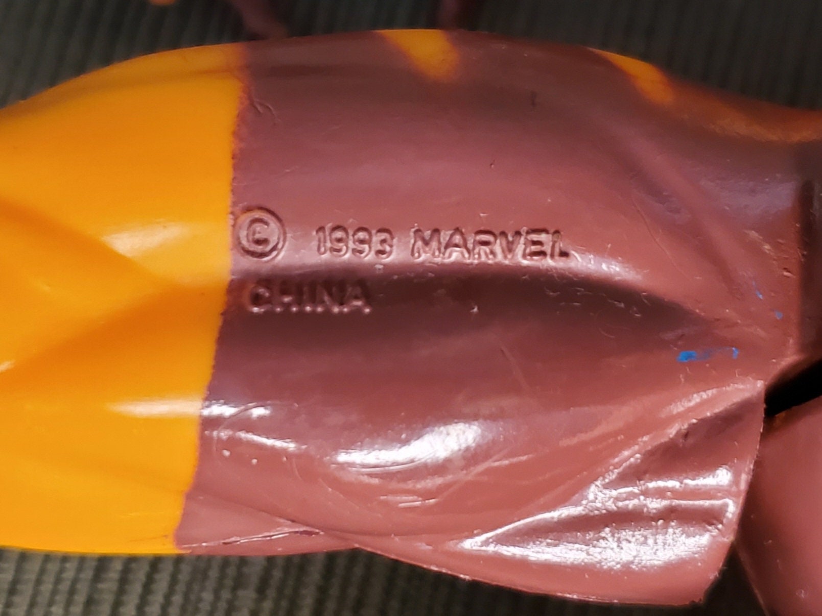 Vintage 1993 Marvel X-men 10" Sabertooth and 10" Limited Edition Gold ...