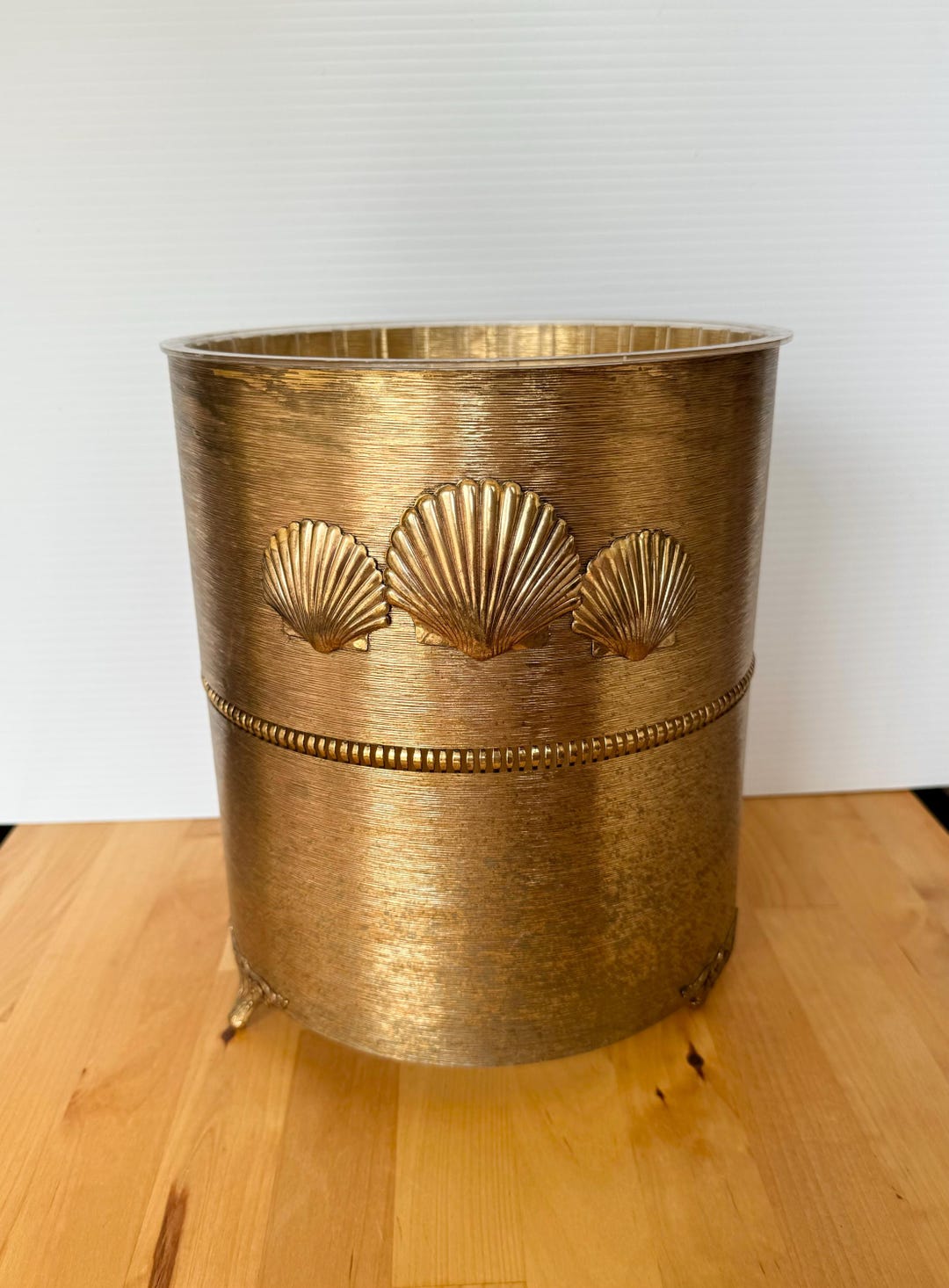 Vintage Gold Seashell Wastebasket With Liner - Etsy