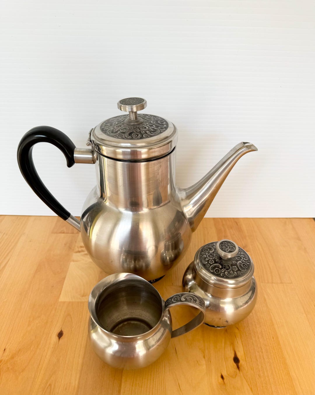 Mid Century Oneida Stainless Tea Pot and Sugar Bowl and Creamer ...