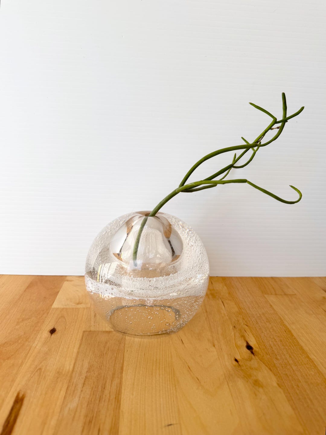 Vintage Round Handblown Glass Ball Vase, Made in Poland - Etsy
