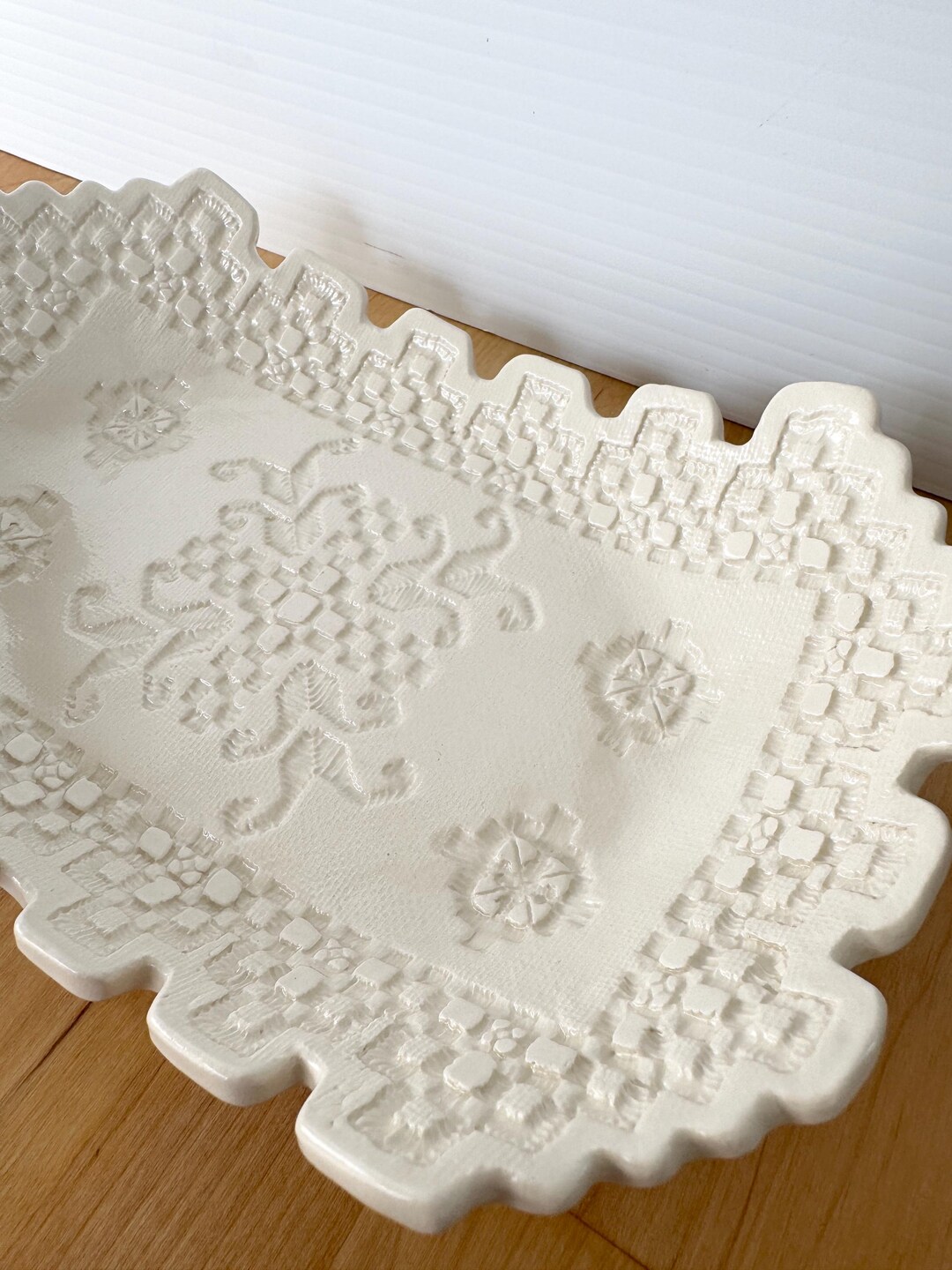Vintage Loki-craft Hardanger Lefse Pottery Plate/bowl Set - Etsy