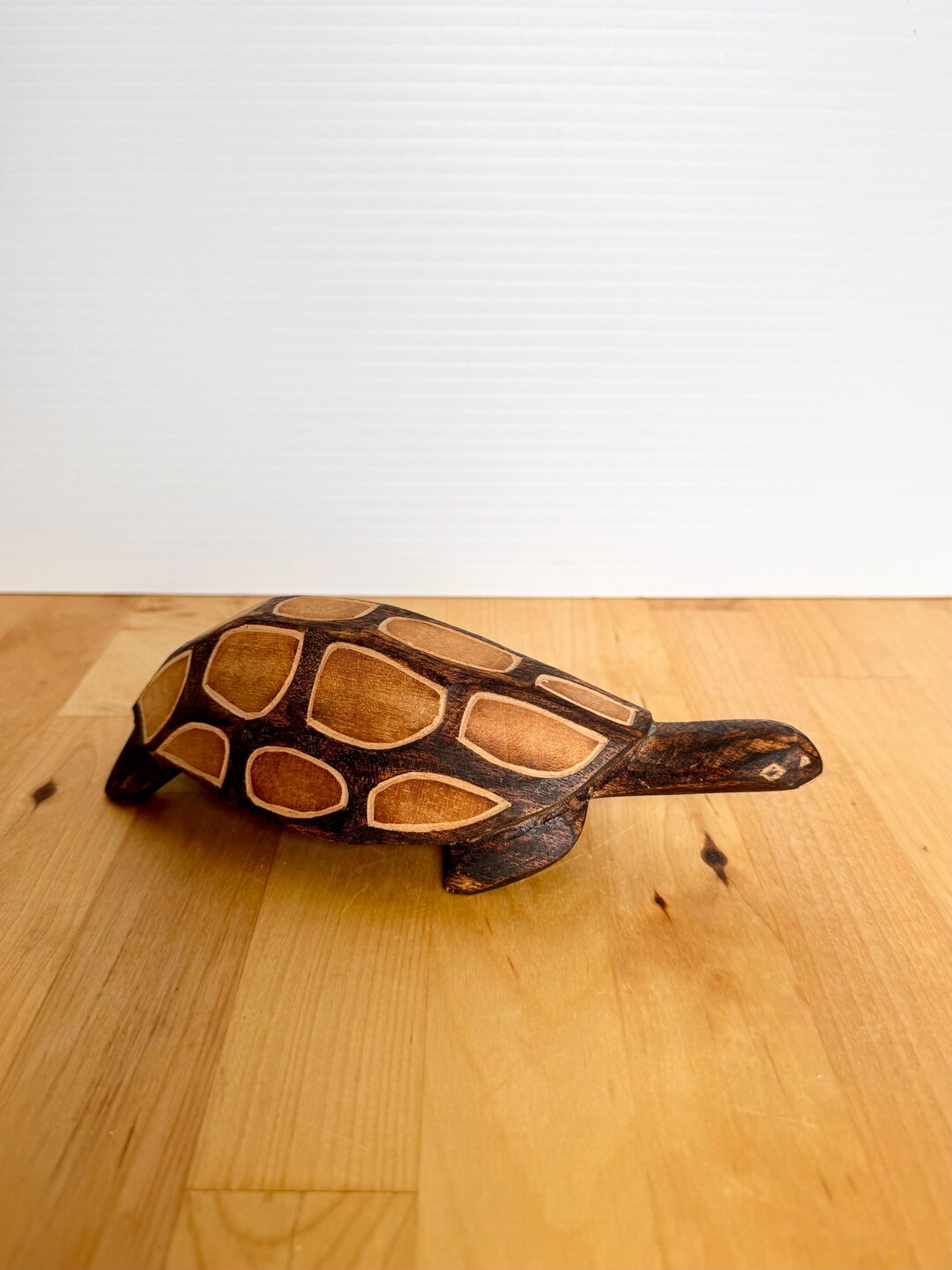 Hand Carved 2-tone WOOD SEA TURTLE Sculpture - Etsy
