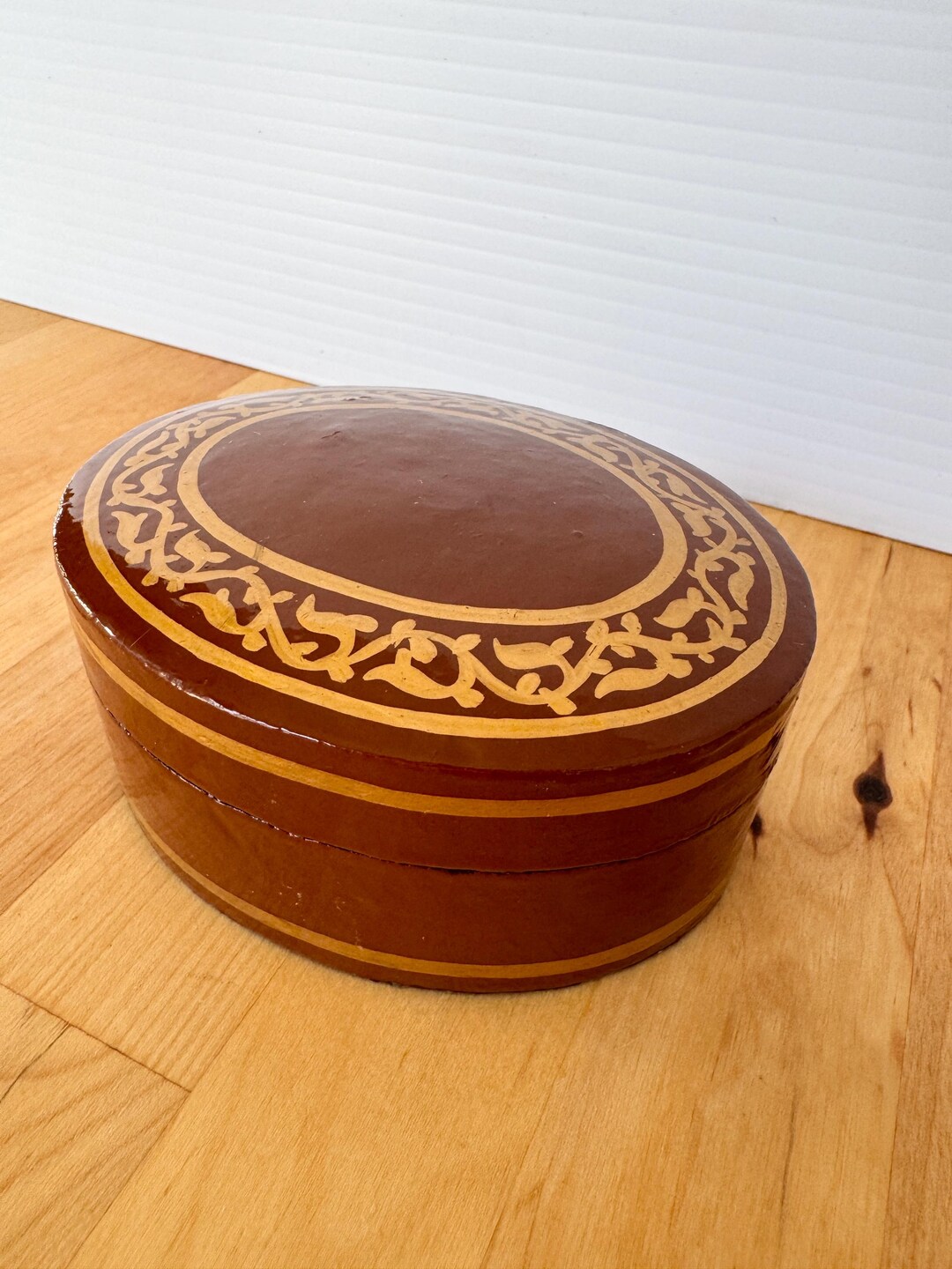 Vintage Eziba Lacquered Oval Trinket Box - Made in India - Etsy