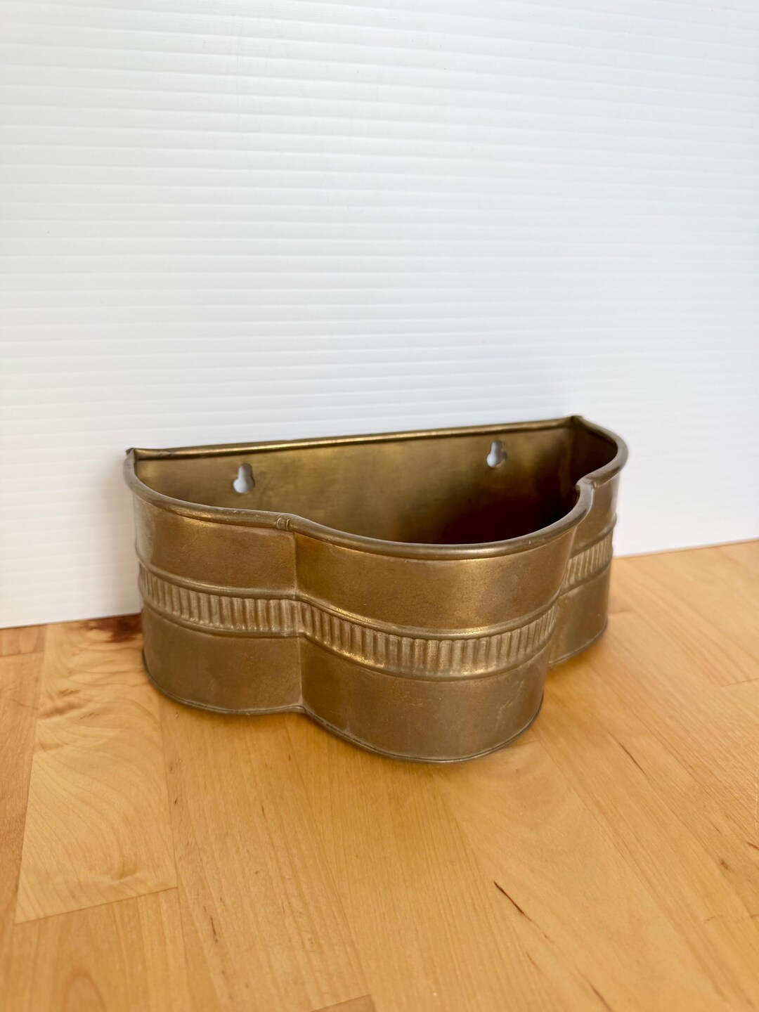 Vintage Brass Wall Pocket - Etsy