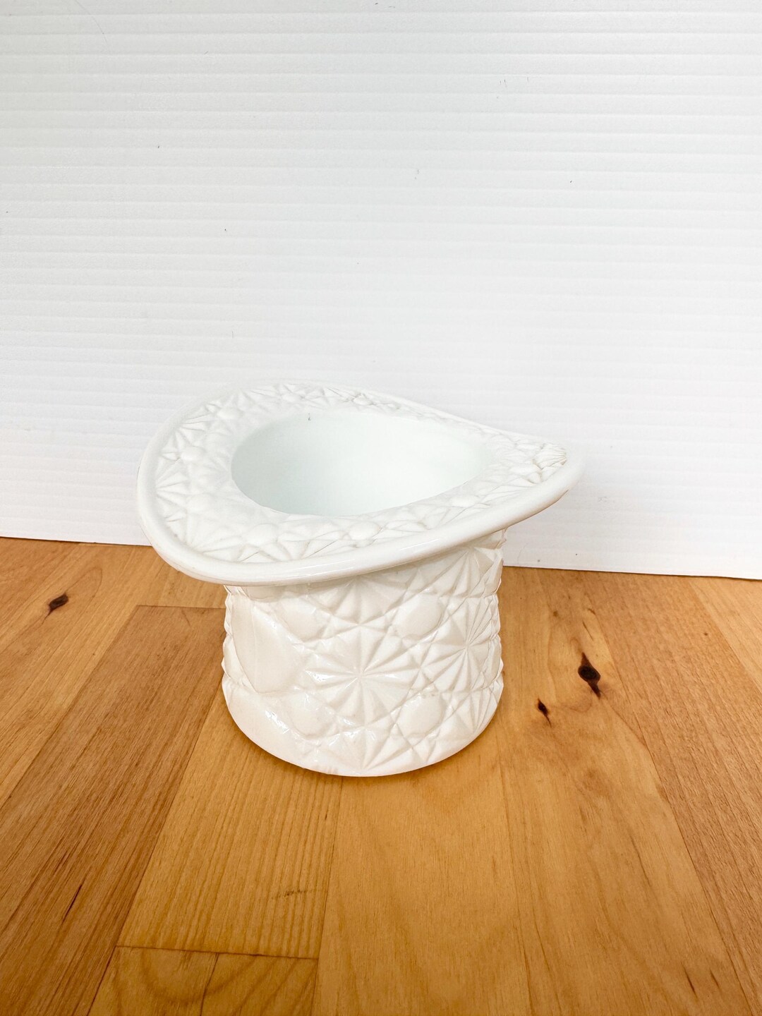 Vintage Large Fenton Daisy & Button Pattern White Milk Glass Top Hat - Etsy
