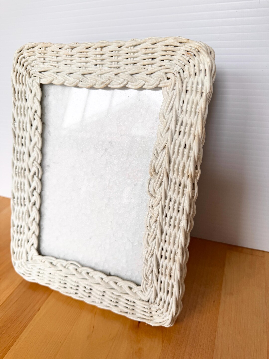 Vintage White Wicker Rattan 5 X 7 Picture Frame - Etsy