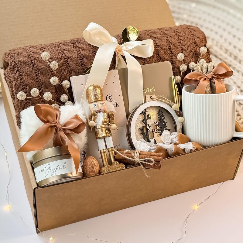 Cozy Style Gifts Box - 60+ Gift Ideas for 2025
