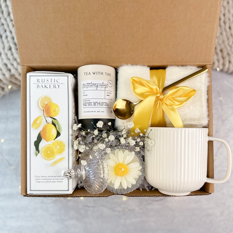 Hygge Gift Box: Cozy Self-care Package With Socks, Mug & Candle - Etsy