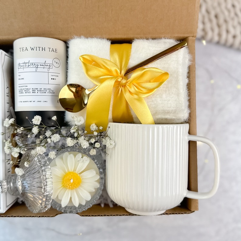 Hygge Gift Box: Cozy Self-care Package With Socks, Mug & Candle - Etsy