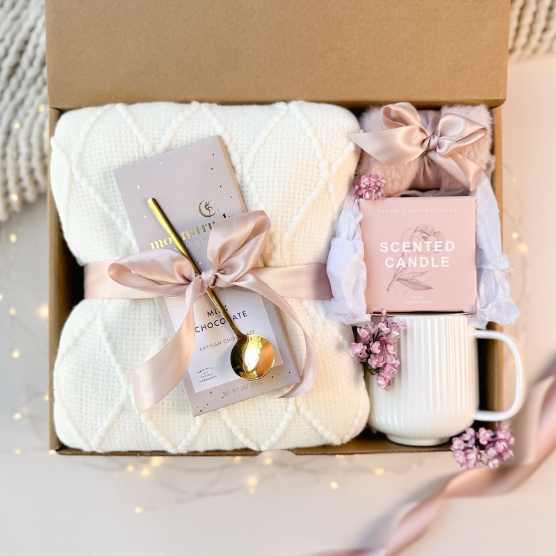 Classy Gift Basket for Women Cozy Gift - 60+ Gift Ideas for 2026