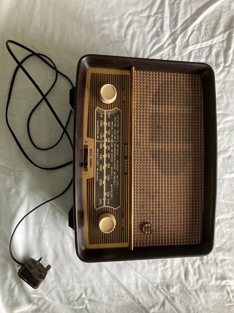 EKCO Vintage Radio Model U245 - Etsy