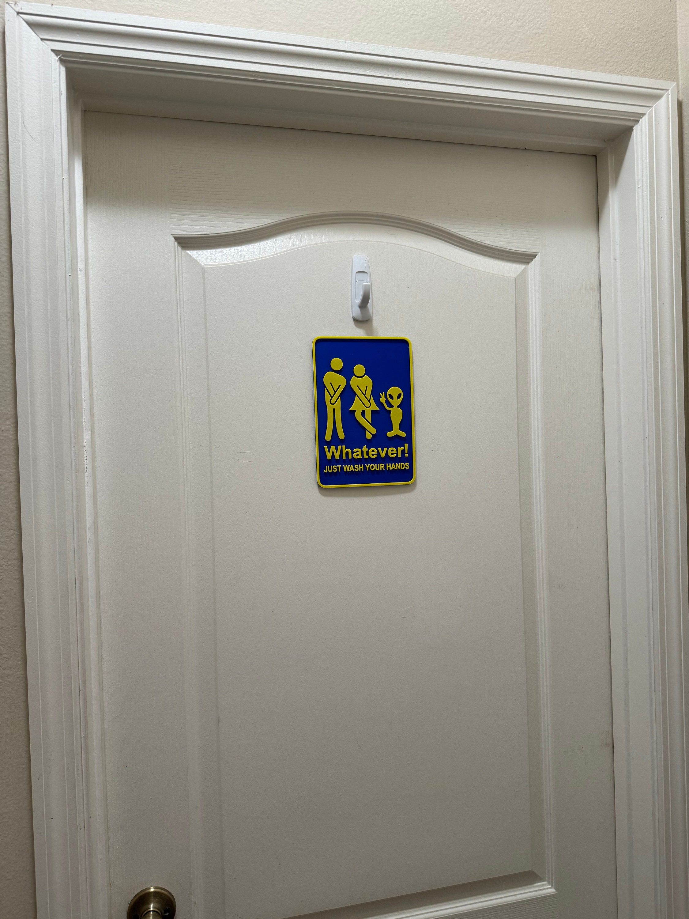 Funny Restroom Sign Alien Bathroom Sign 3d Printed Wash Your Hands ...