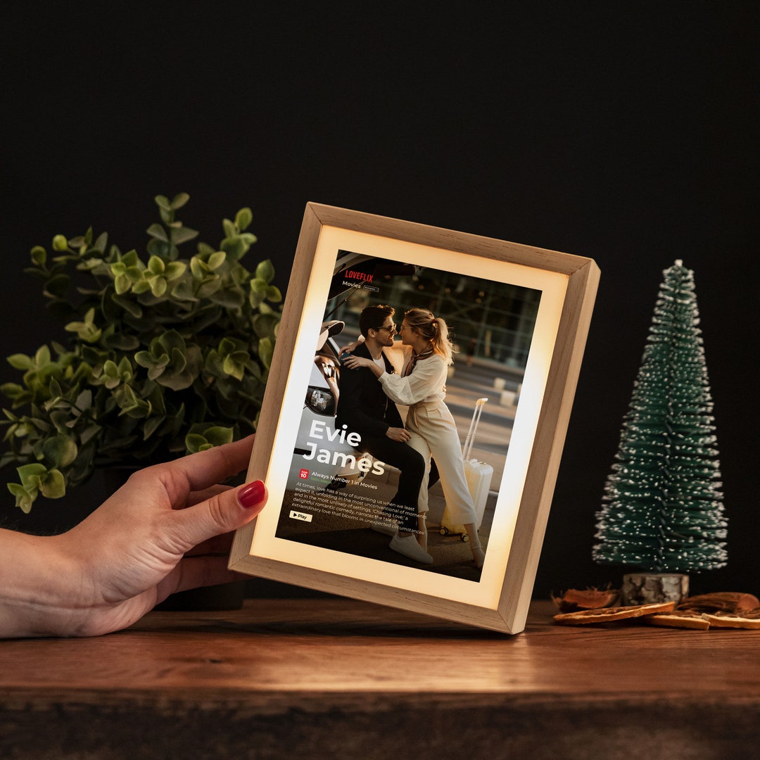 Custom Netflix LED Table Lamp, Movie Night Light, Personalized Bedside ...