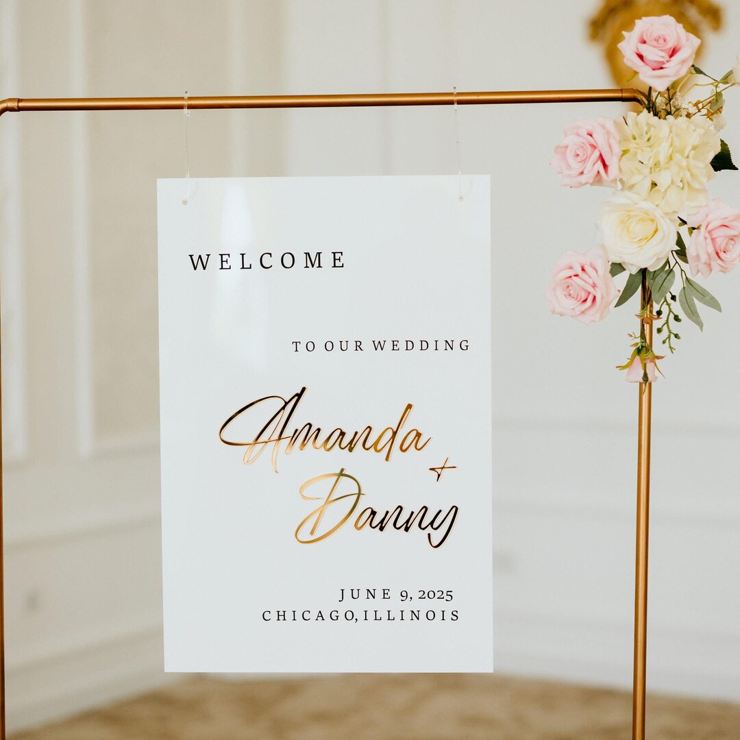 White Acrylic Wedding Sign With 3D Gold Mirror Names- White Wedding ...
