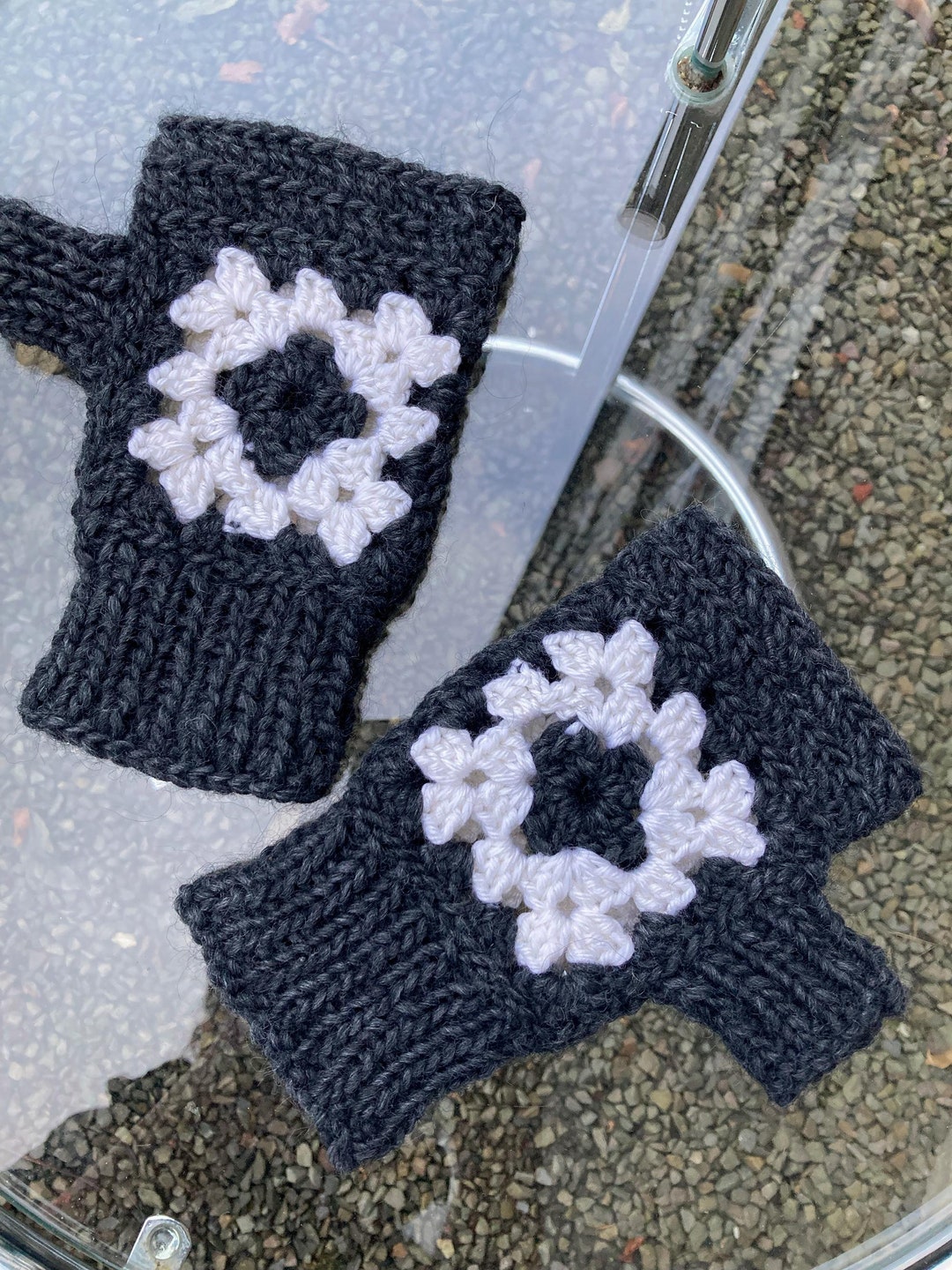 Elegant Classic Granny Square Wrist Warmers in White-anthracite ...