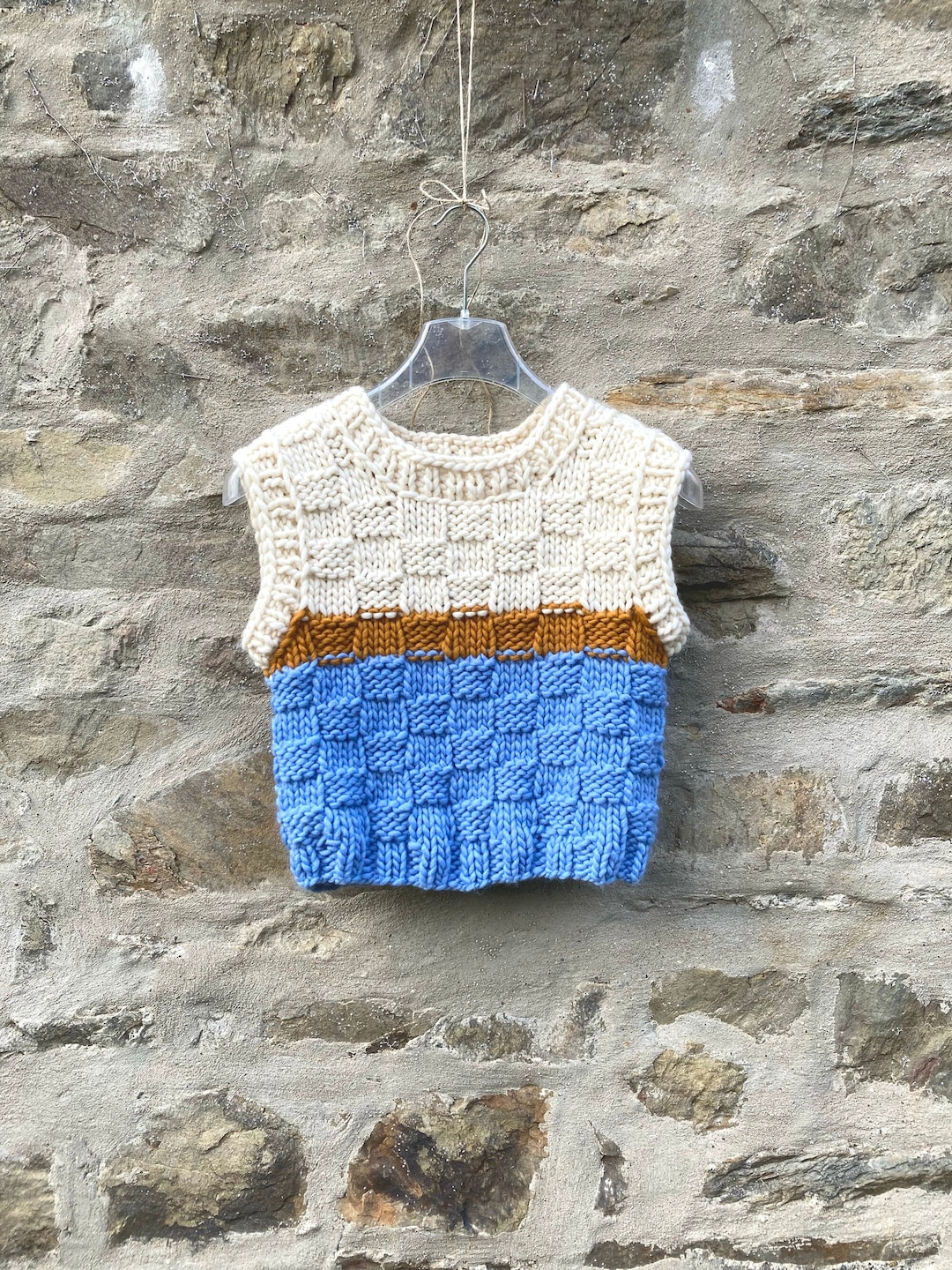 Sweater Vest CHESS Chunky Knit in Color Changing Cream-cinnamon-light ...
