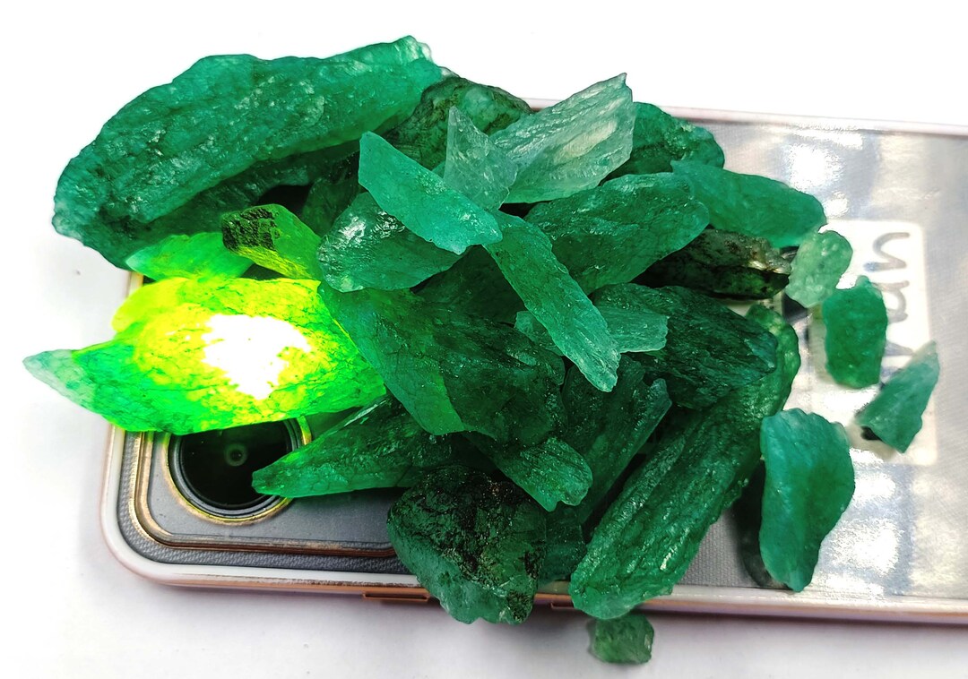 AAA Exclusive Rare Collection 1000 Carat LOT Rough Green Emerald Rough ...