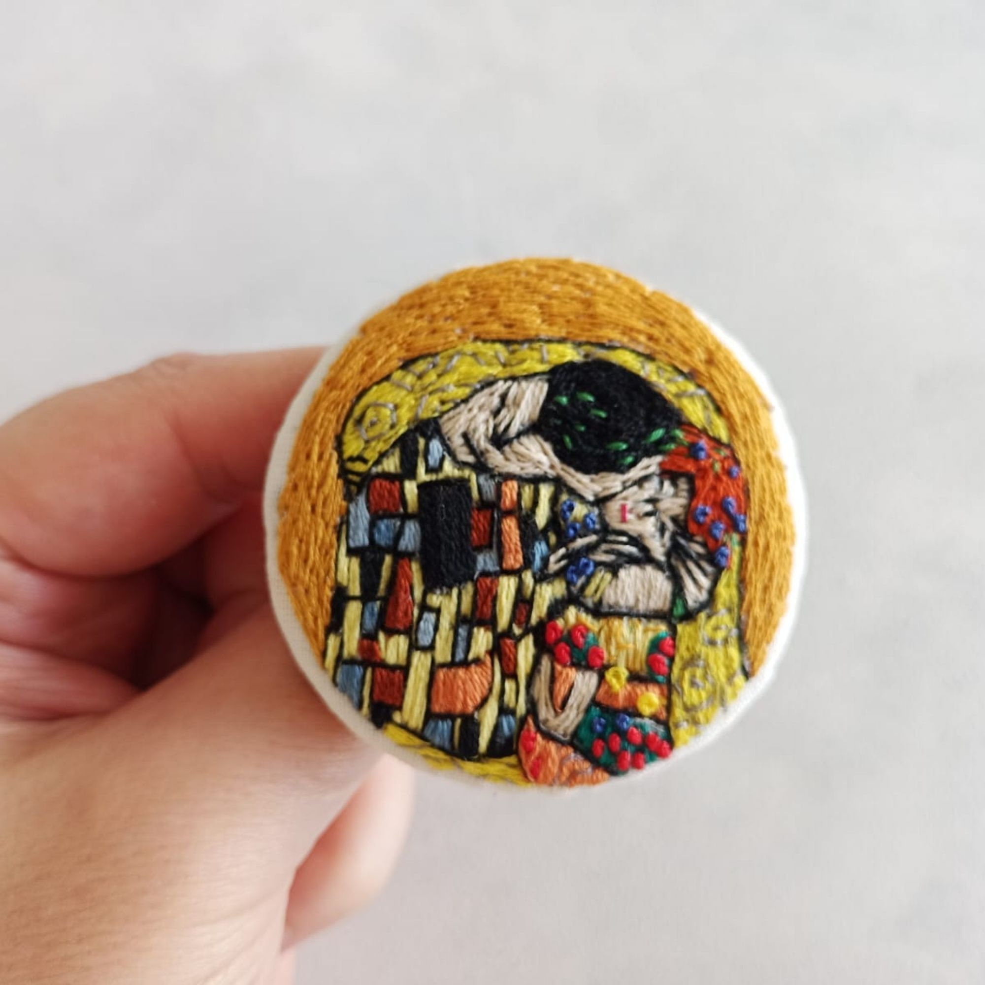 Gustav Klimt Brooch, Embroidered Gustav Klimt Brooch, Thread Painting ...