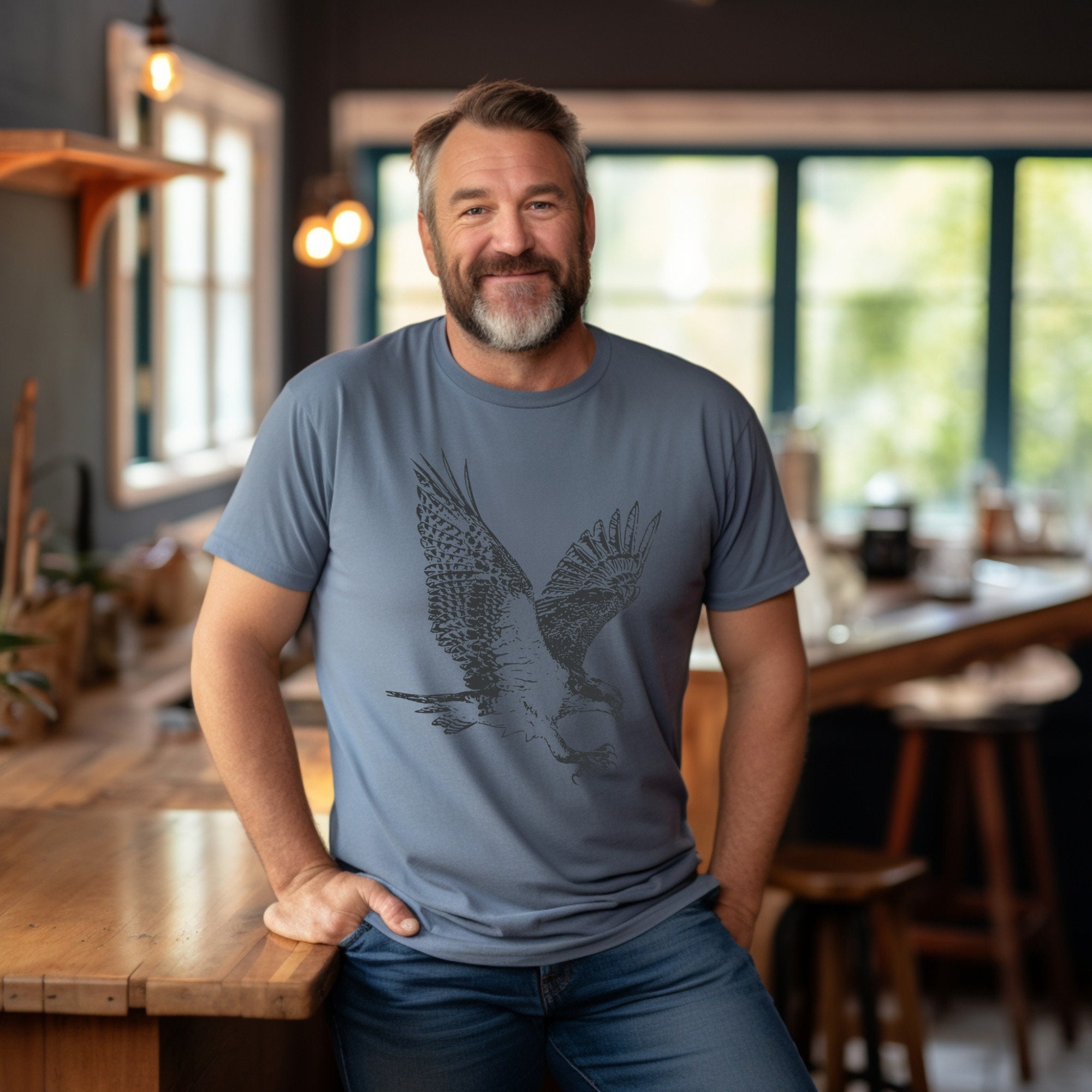 Flying Hawk Shirt Red Hawk Birds of Prey T-shirt for Men - Etsy