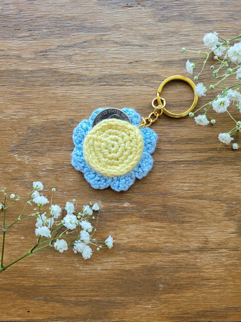 Crochet Key Chain, Coin Holder, Quarter Holder, Aldi Keychain, Flower ...