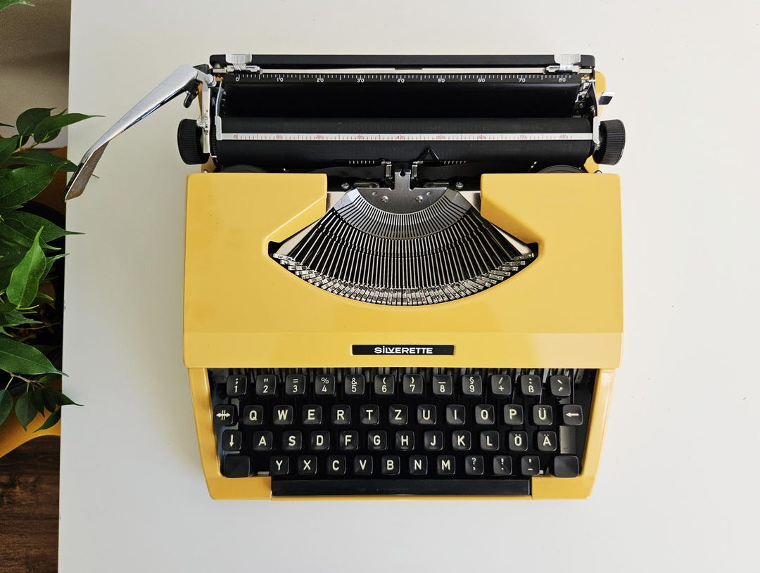 60% OFF Silverette, a Portable Working Vintage Manual Typewriter From ...