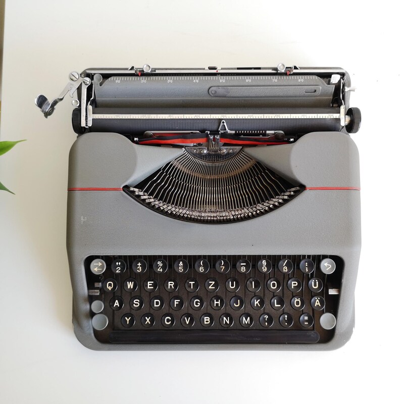 Working Typewriter - Etsy