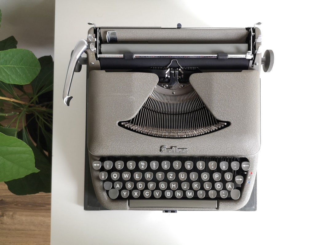 60% OFF Erika Model 10 a Portable Working Vintage Typewriter From the ...