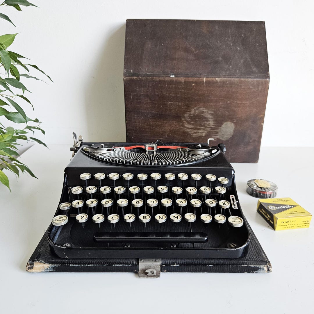70% OFF!! Rare, Vintage Remington Portable Typewriter From 1926 ...