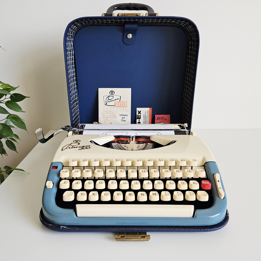 50% OFF Genuine Iconic Rare Princess 300 a Portable Working Vintage ...