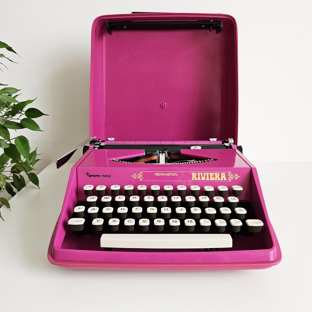 50% OFF! Genuine Iconic Rare Remington Sperry Rand Riviera a Portable ...