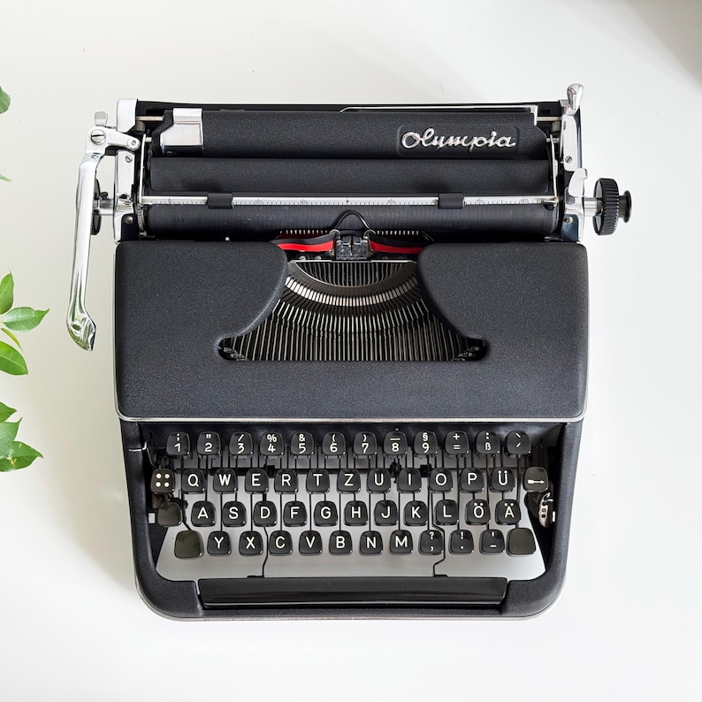 Olympia SM2 Typewriter | 1950s | Rare Original Black | Fully Serviced ...