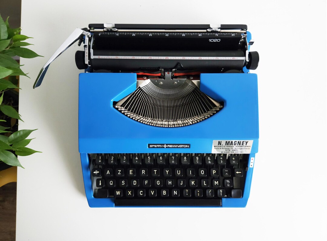 70% OFF Sperry Remington, a Portable Working Vintage Manual Typewriter ...