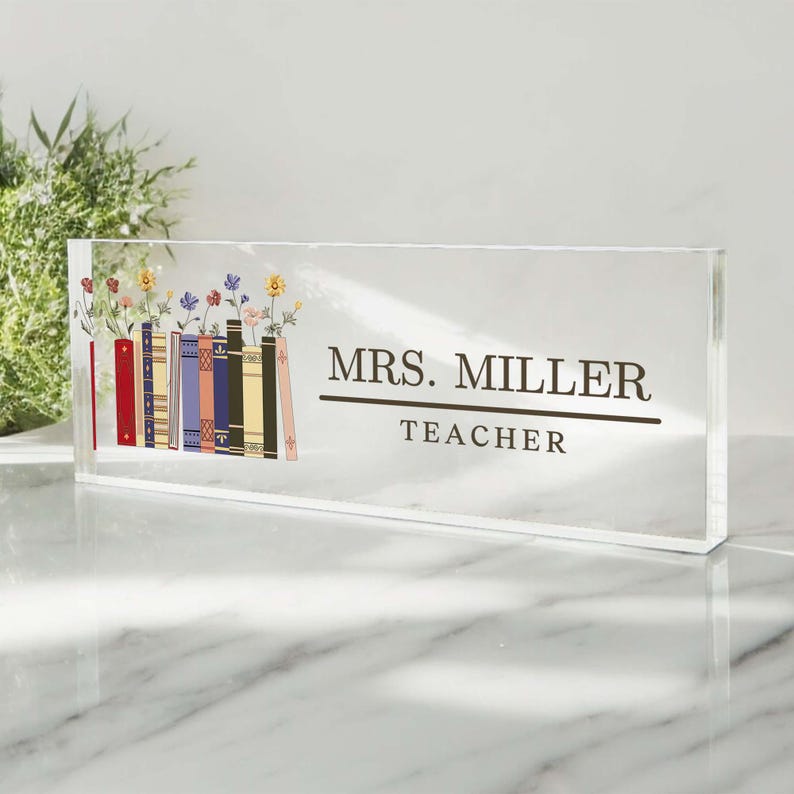 Personalized Name Desk Plate for Teacher, Custom Name Sign for Desk ...
