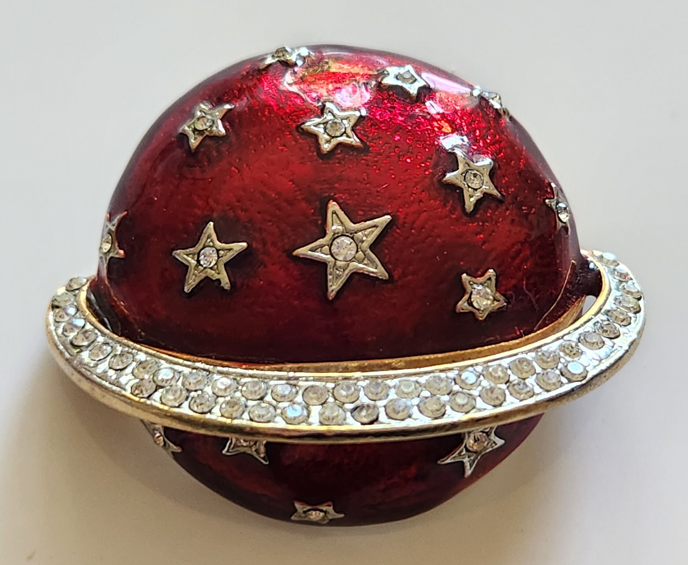 Gorgeous Vintage Beautiful Ruby Red Enamel Saturn Planet Brooch With ...