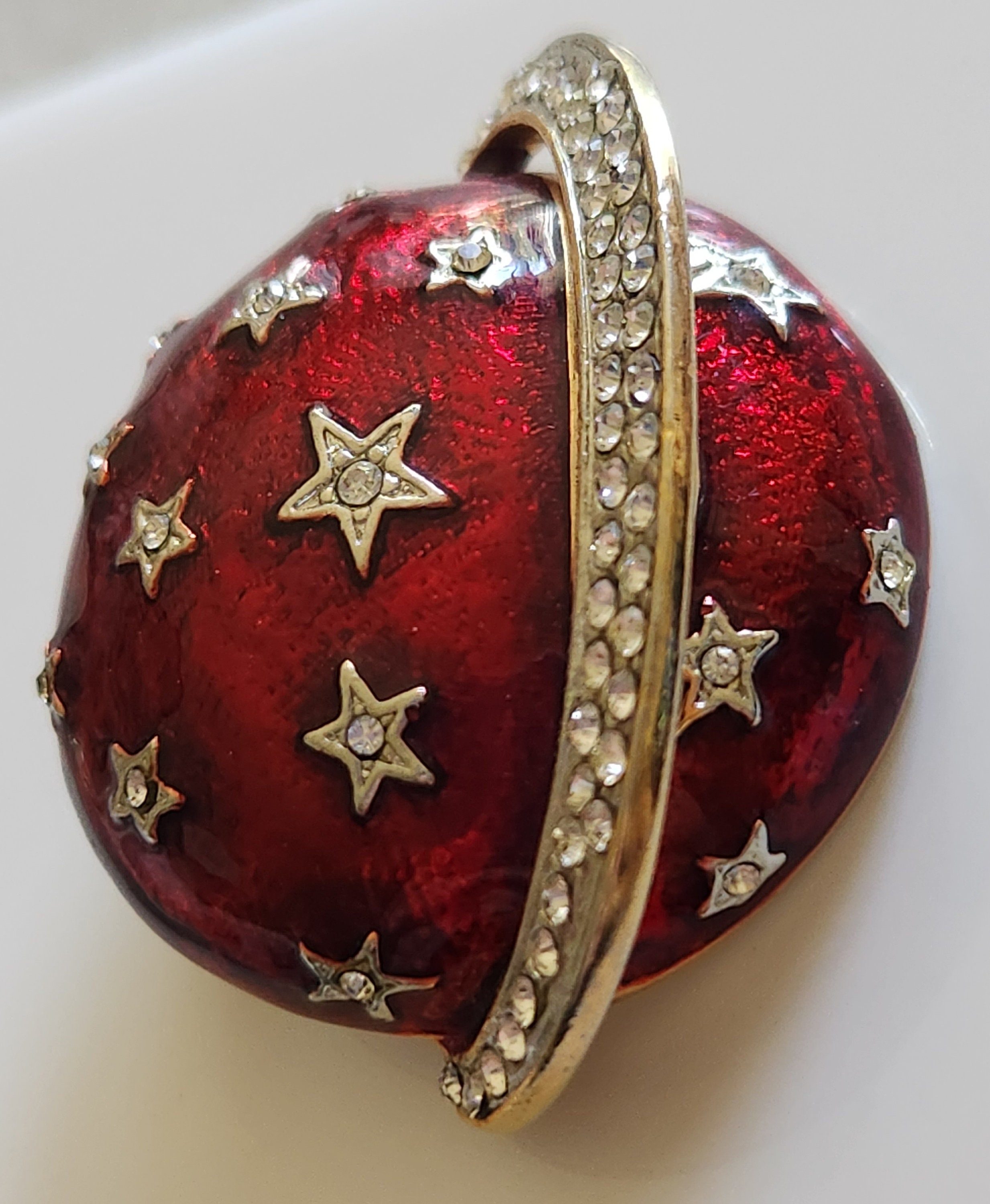 Gorgeous Vintage Beautiful Ruby Red Enamel Saturn Planet Brooch With ...