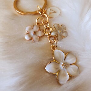 Personalized Cherry Blossom Keychain, Pink or White Flower Charm - Etsy