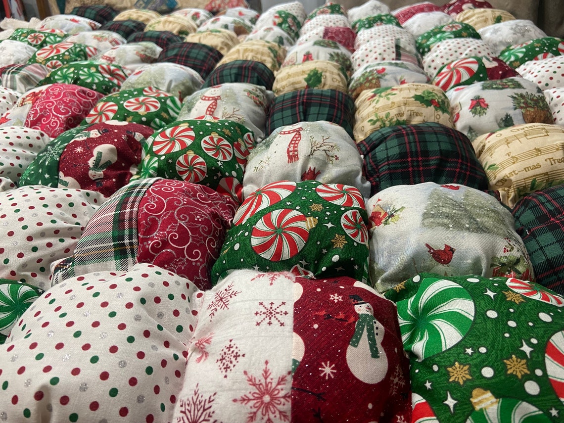 Christmas Throw / Puff Quilt / Decor - Etsy